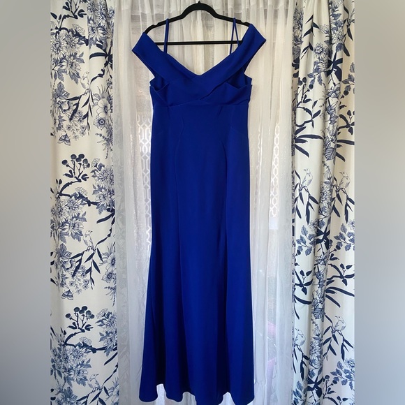 Night Way Collections | Dresses | Off The Shoulder Royal Blue Gown | Poshmark
